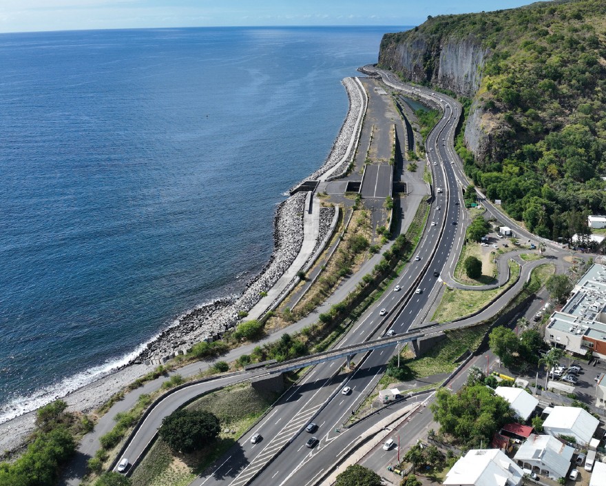 Nouvelle Route du Littoral - RN1 - Travaux de raccordement - Echangeur ...